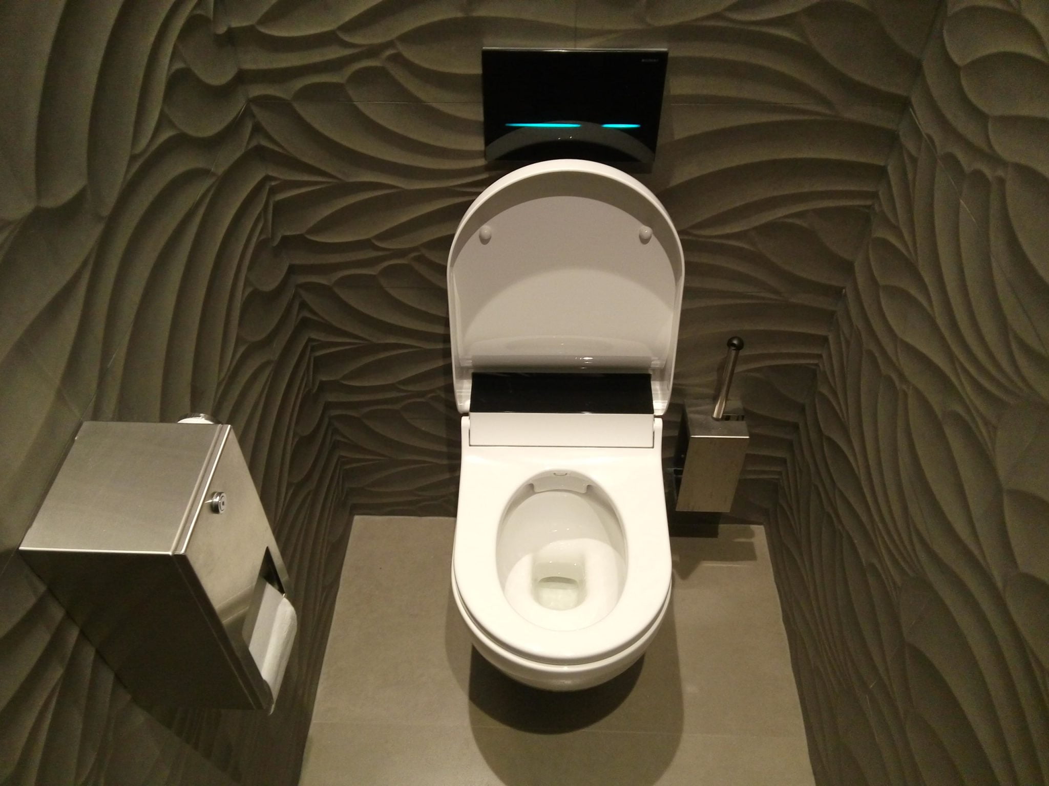 Geberit AquaClean Tuma Comfort set - Frissebips BV