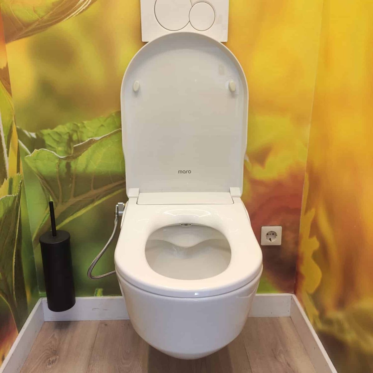 Maro D'Italia FB104 + Laufen Pro rimless LCC - Frissebips BV